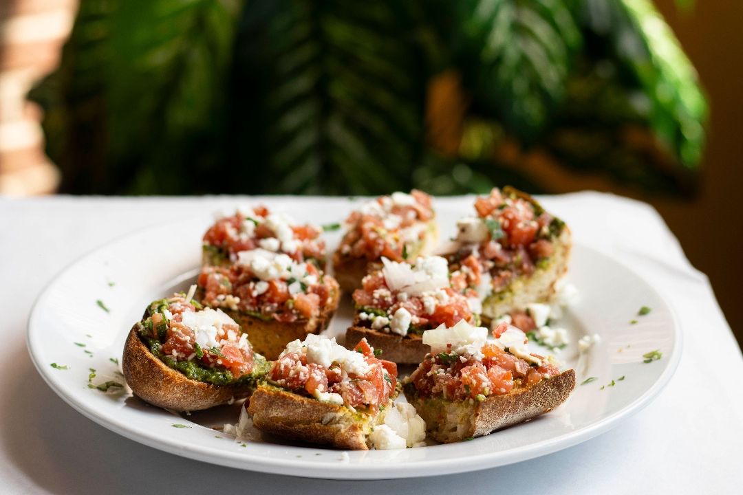 Clara's - Caesar Classico