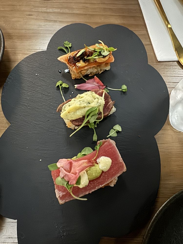 1917 E. 7th St. - Antipodes Still (S)