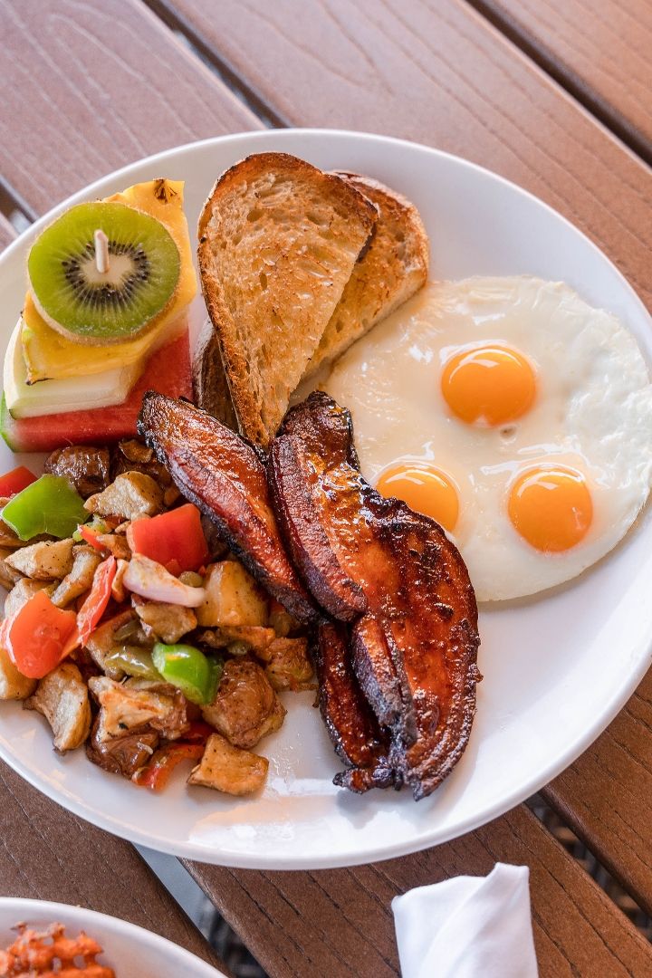 Breakfast Club Biltmore | Toast