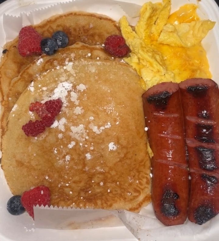 2431 Saint Paul Street - Muffins