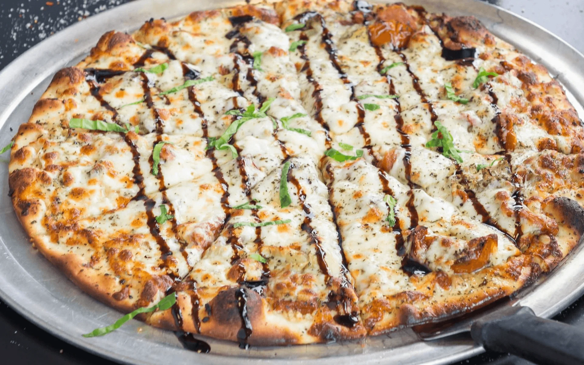 Thin Crust Pizza in Woodbury, MN