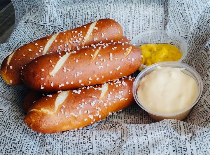 439 Us Rt 1 Ste 1 - PESTO CAPRESE FLATBREAD