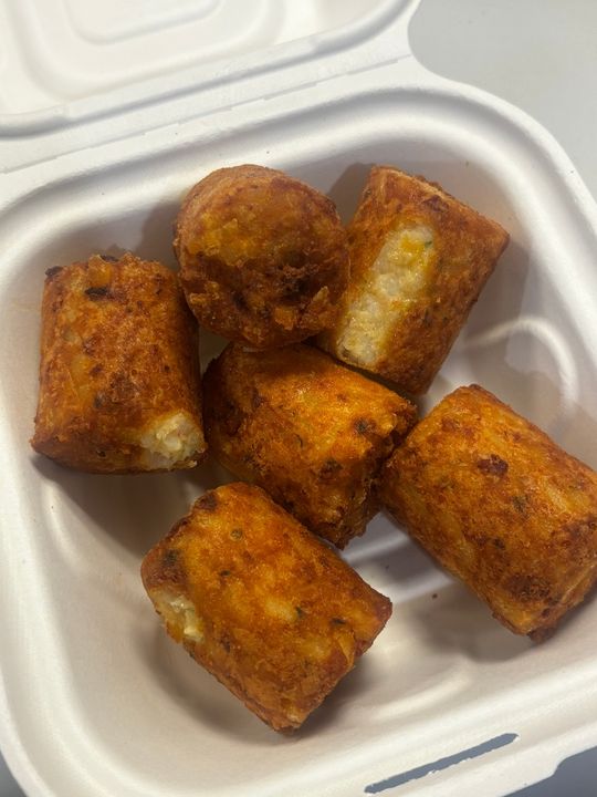 Vinnie's Pizzeria- 2024 200 South Main Street - Fried Chicken Sub