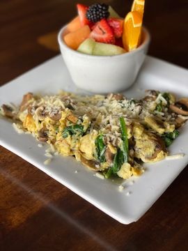 Marco’s Cafe & Espresso Bar - Cajun creamy Prawns