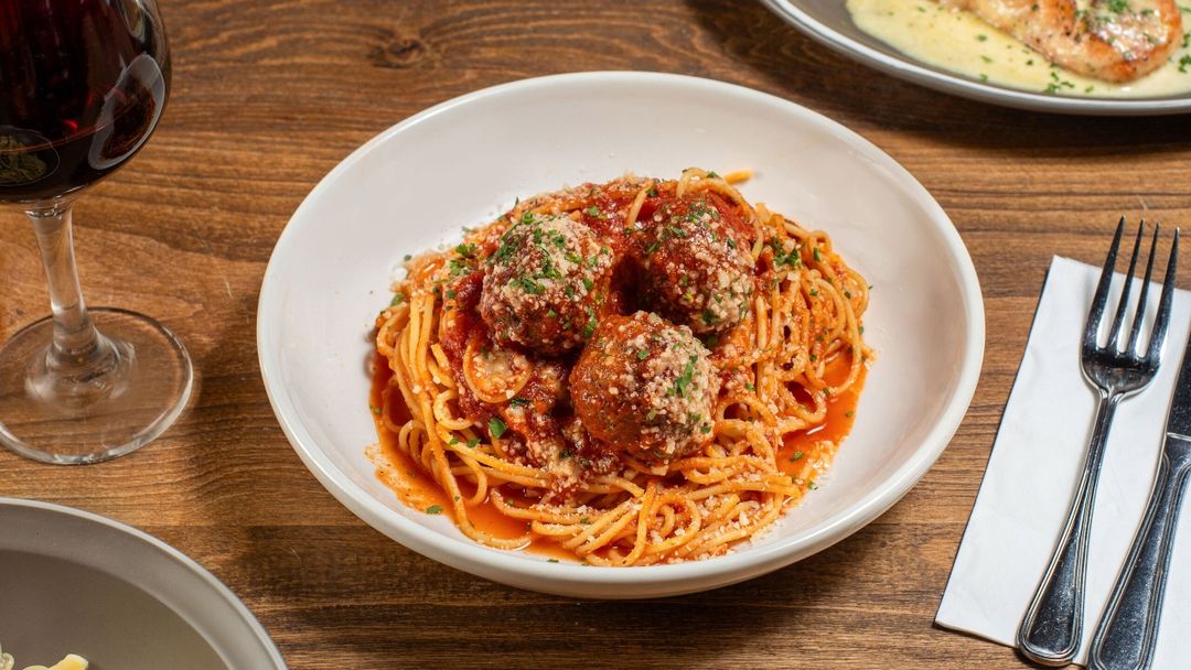 Mama's Spaghetti & Meatballs | Tomatina