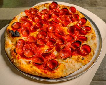 Lakehouse Pizzeria & Taproom 7401 Knickerbocker Road - Pepperoni