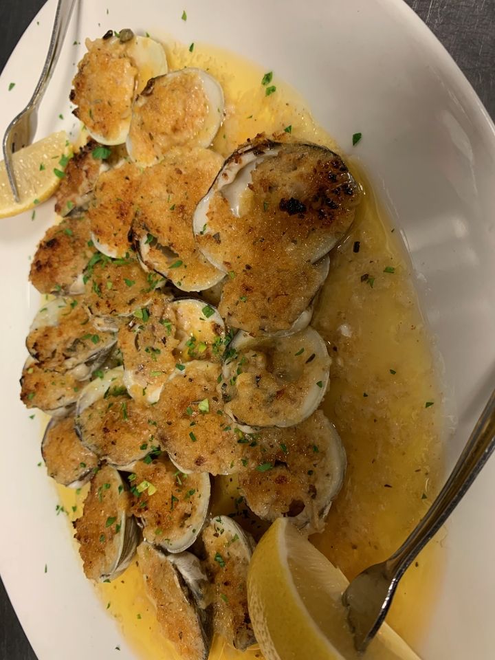 Carlo's Pizzeria 668 tuckahoe road - Roasted Halibut Filet