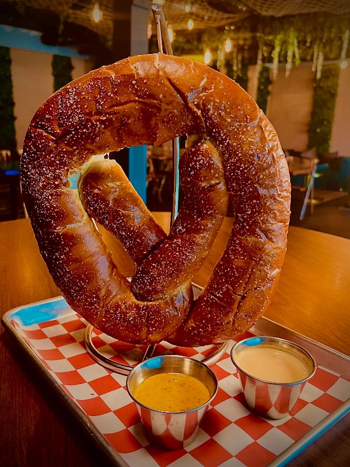 Seminole Tap 5956 Executive Drive | Toast