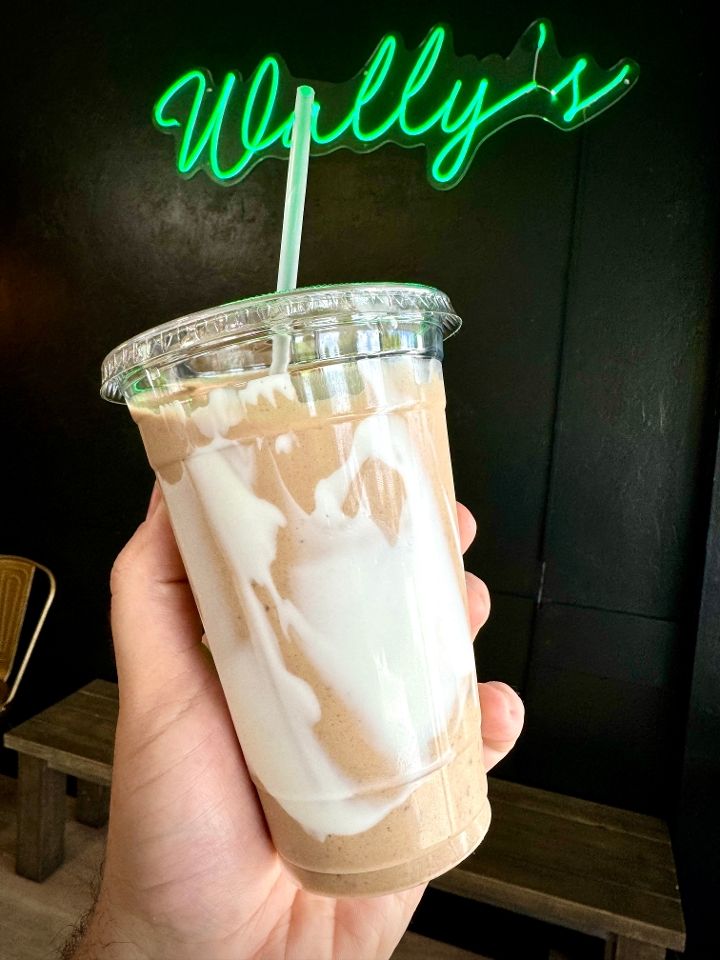 Wally's Deli - Island Vibes