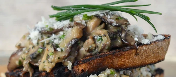 Smuggler Union - Beer Battered Alaskan Cod Fish & Chips