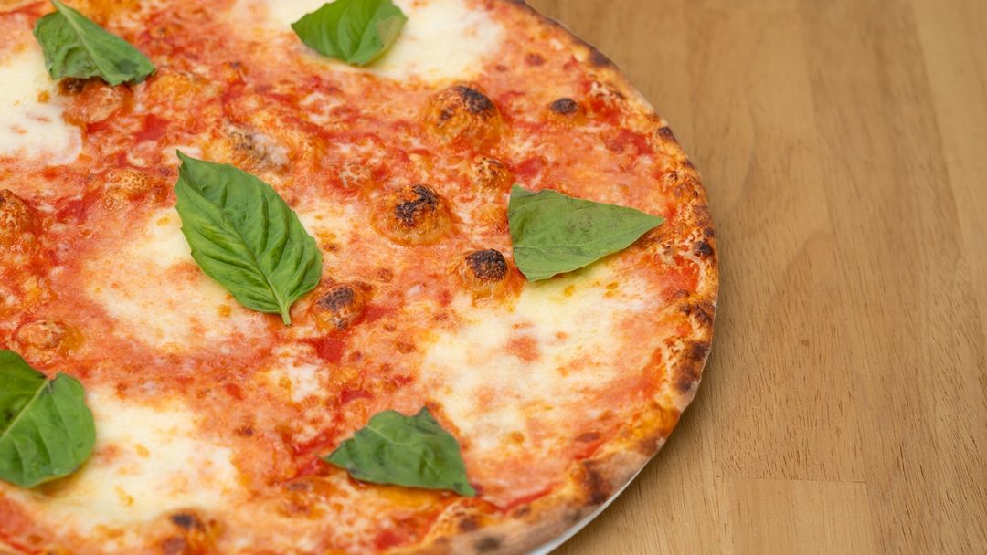 Mister O1 Extraordinary Pizza - Sandy Springs - Pistachio Pizza