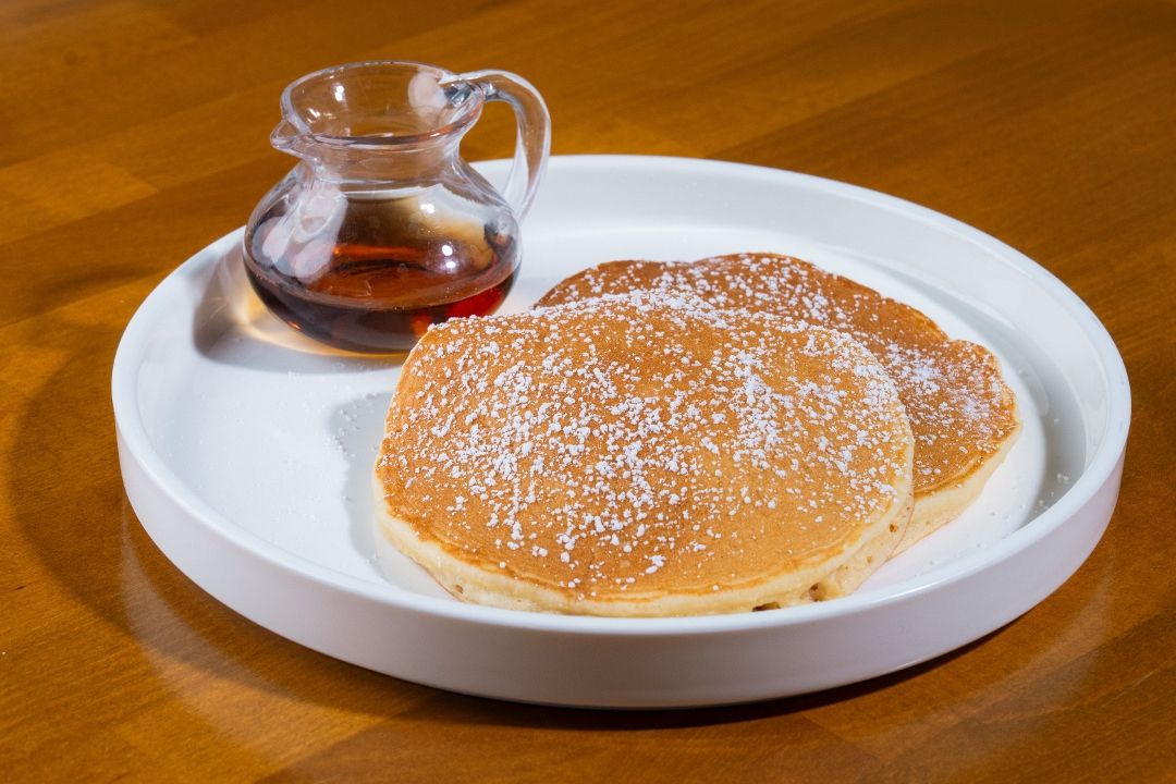 Bistro Brunch 5950 W Mcdowell rd suite 101 - Frape Payaso Ninos