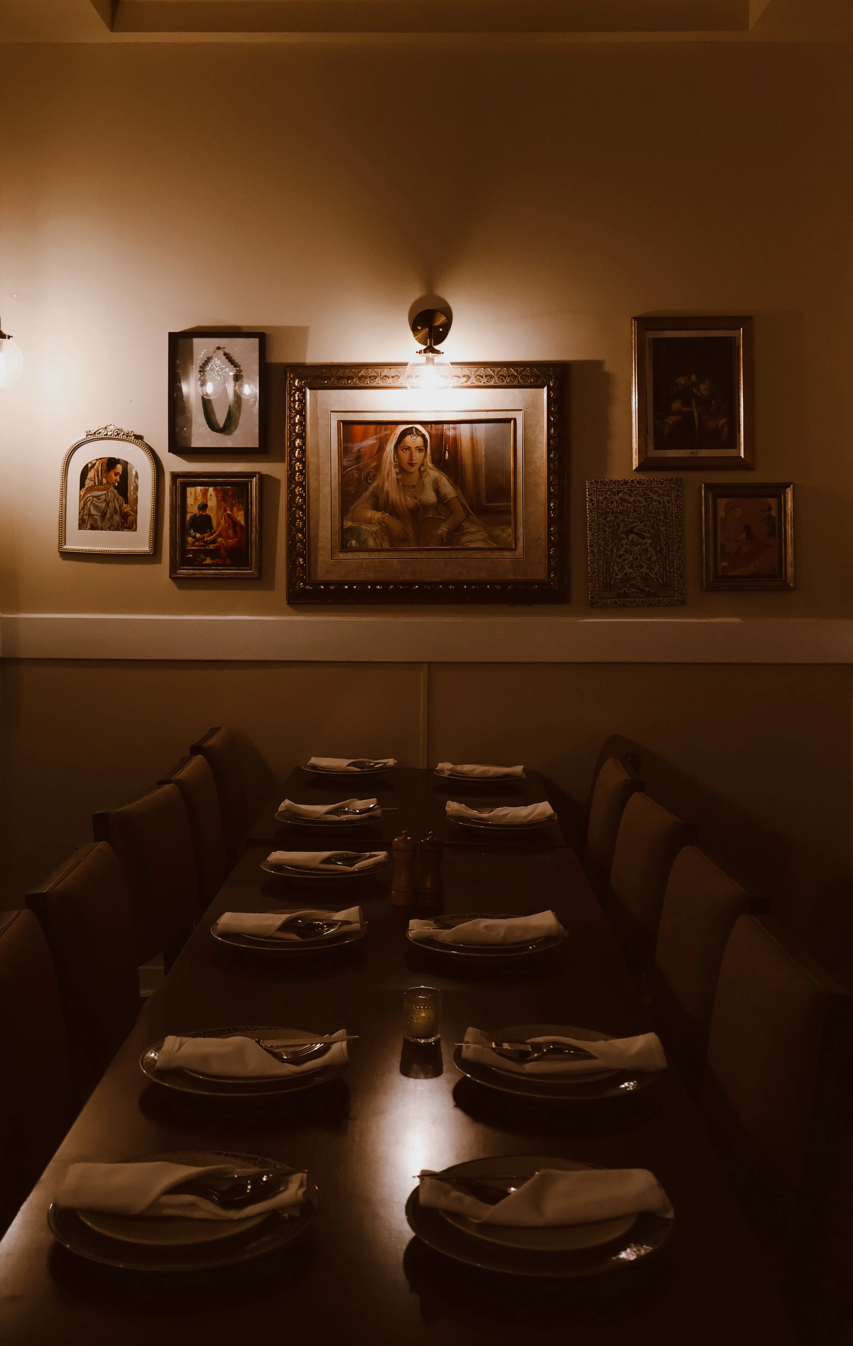 Lassan Indian Restaurant & Bar