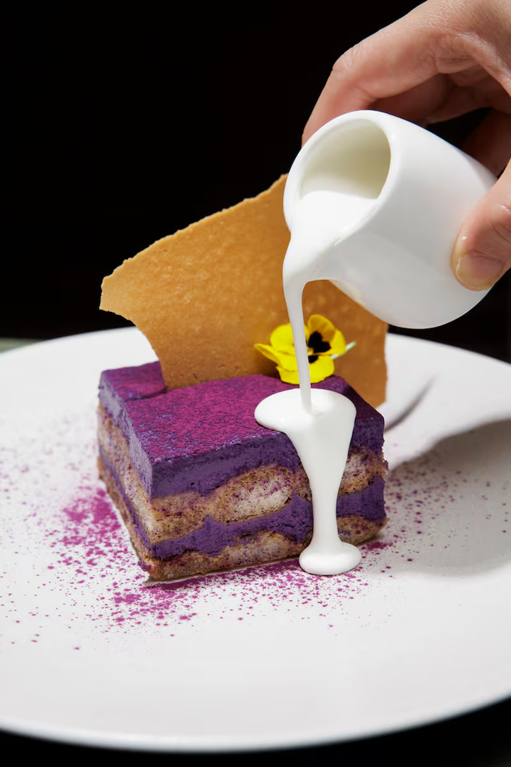 Lotus Bakery - Caramel Biscoff Chocolate Cake