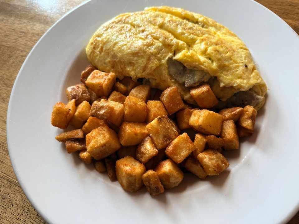 Das Bierhalle Bel Air Bel Air - Meat Me In Philly Omelette