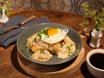 Gralehaus (AM) & Holy Grale (PM) - Seasonal Granola