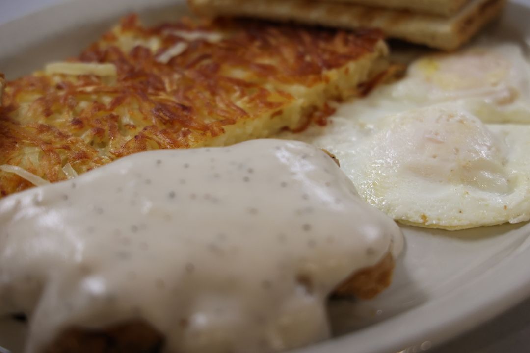 Shellie's Country Cafe - Fish Plate Special