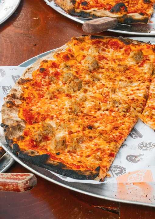 Ah-Beetz | Authentic New Haven Pizza in South Florida