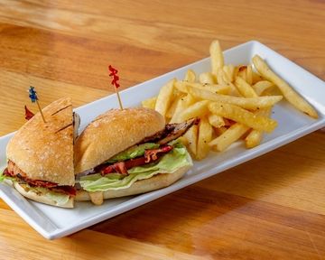 The Harbour Grille 13188 Marina Way - DR Schilling Cider Polar Plunge