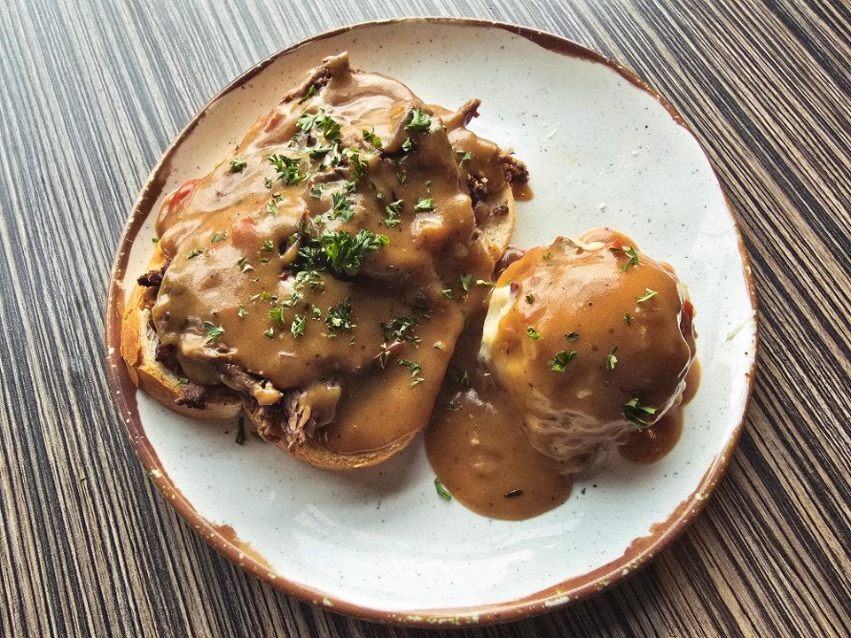 Mudgie's Deli | Toast