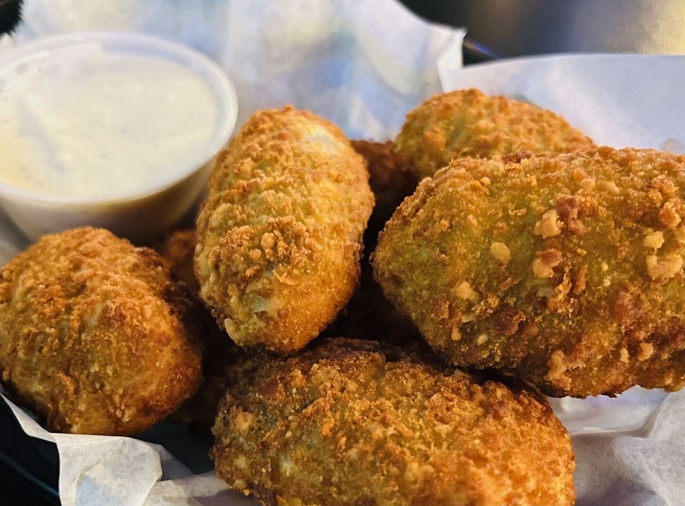 BOTTLECAP ALLEY ICEHOUSE & GRILL | Toast