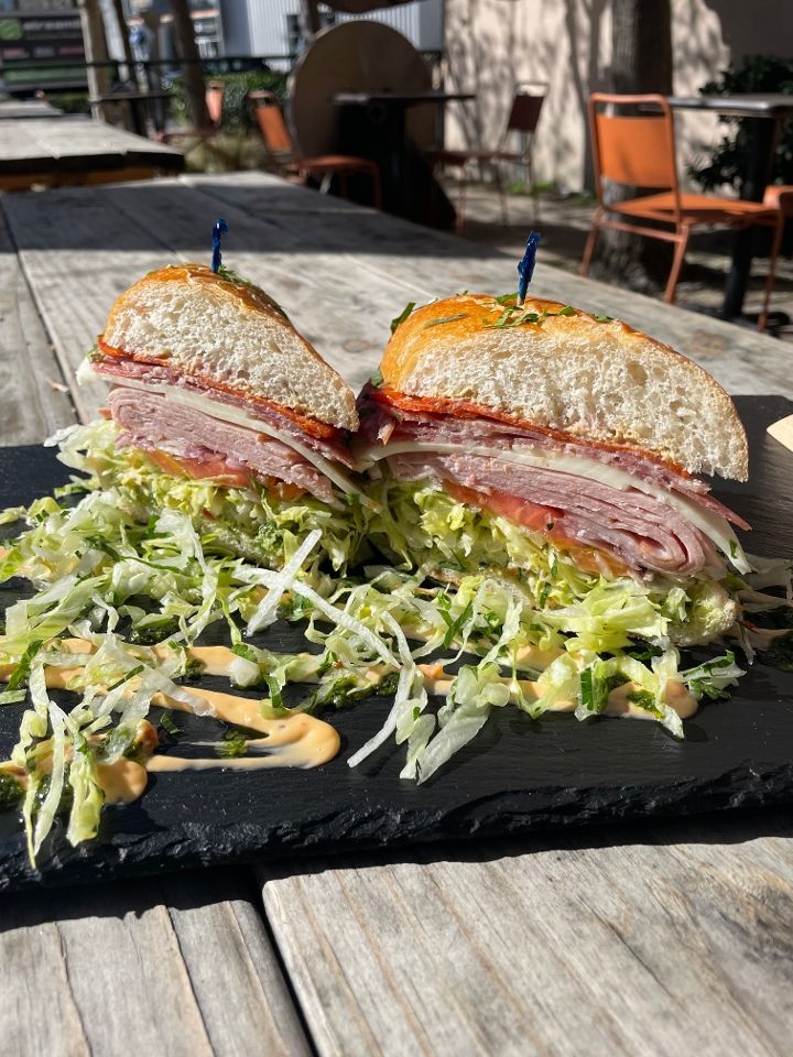 Windsor Brown's - Sprite Refresco