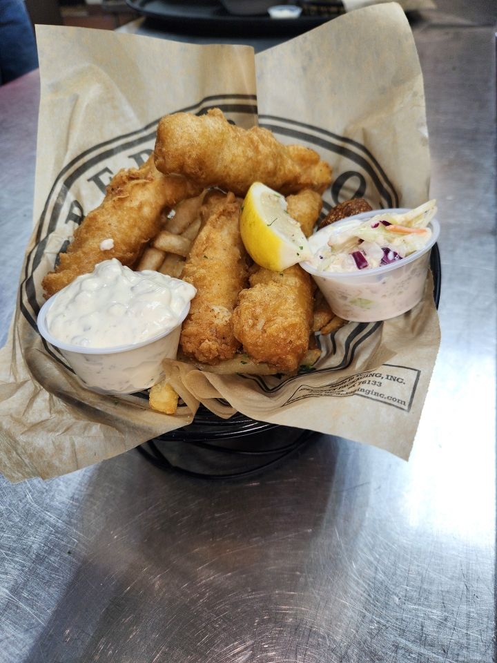 Dead Fish Grill - Shrimp N Grits