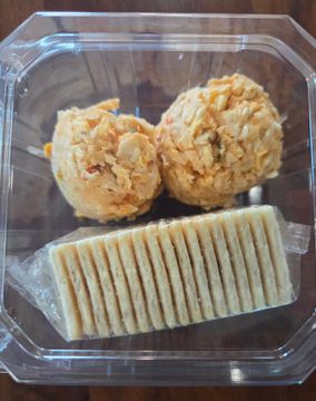 St. Hedwig, TX - House Made Pimento Cheese & Crackers