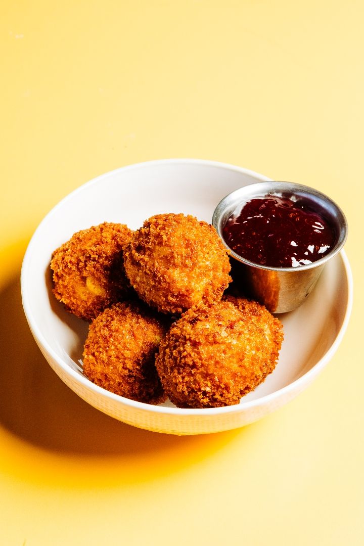 West Omaha - TOM BISQUE