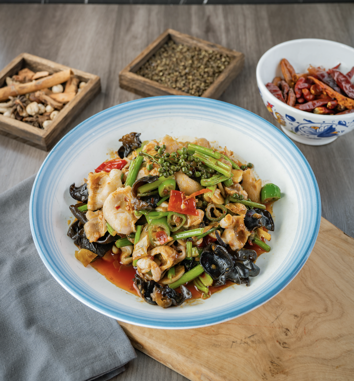 Kuan Zhai Alley - 火爆脆鱼肚 Stir Fried Fish Stomach