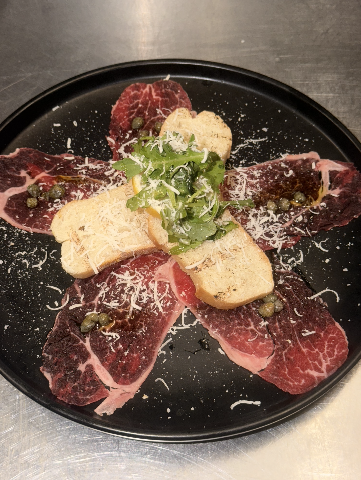 238 West Jefferson Street - Swiss Mushroom Cheeseburger