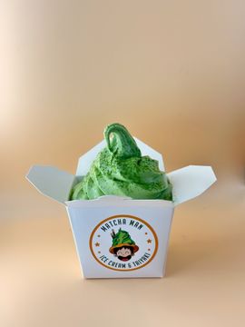 Matcha Man Ice Cream & Taiyaki 6014 12th Ave S - Banana Bread Matcha Latte