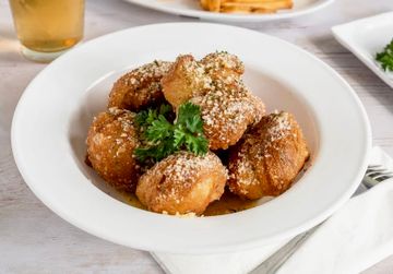 912 PENN AVE - bourbonfried chicken salad