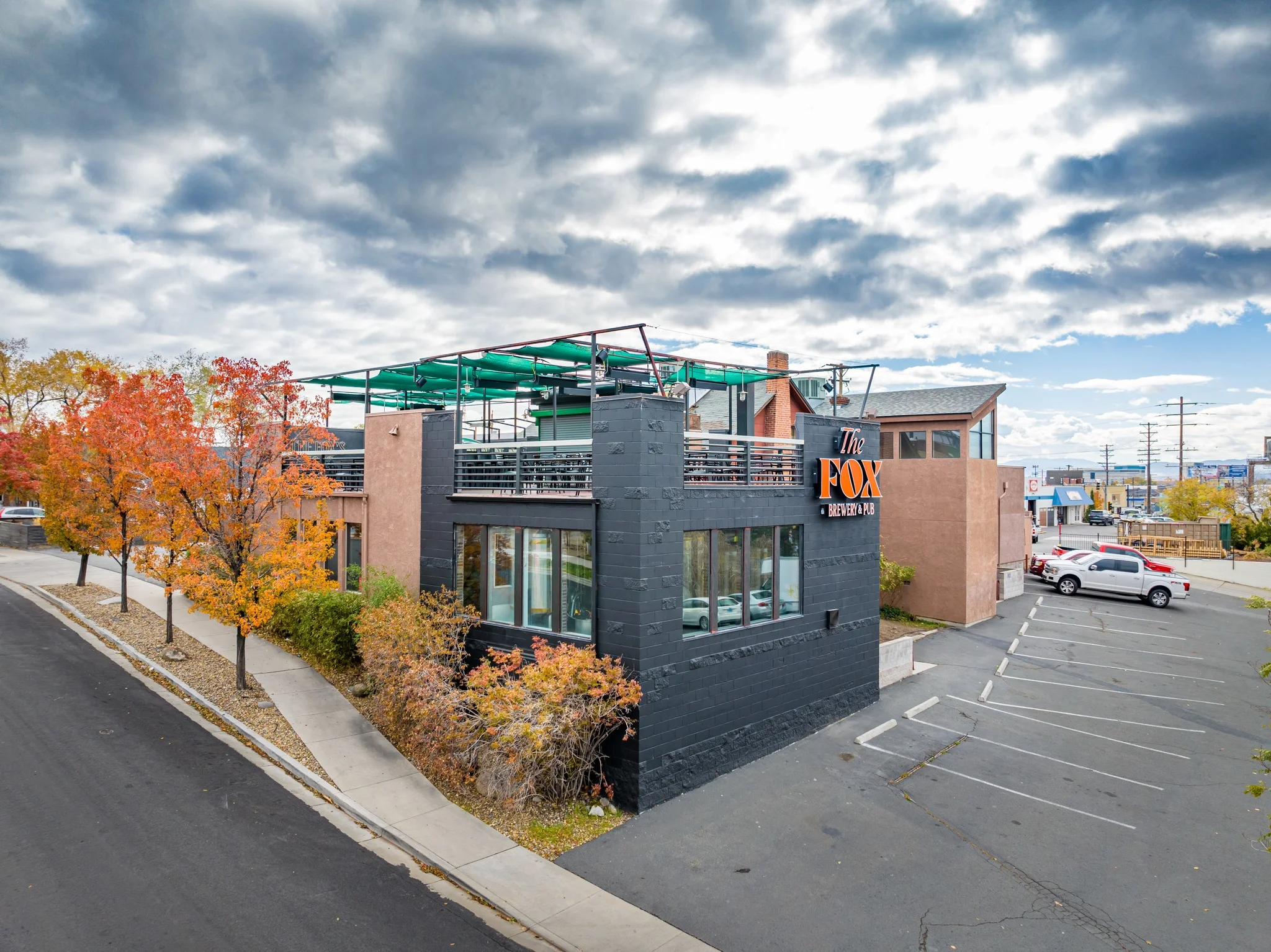 Best Restaurant & Brewery in Midtown Reno | Fox Pubs