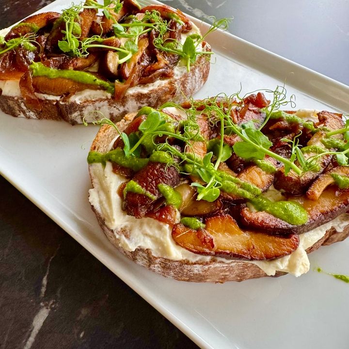 Tuk Tuk Snack Shop - panna cotta