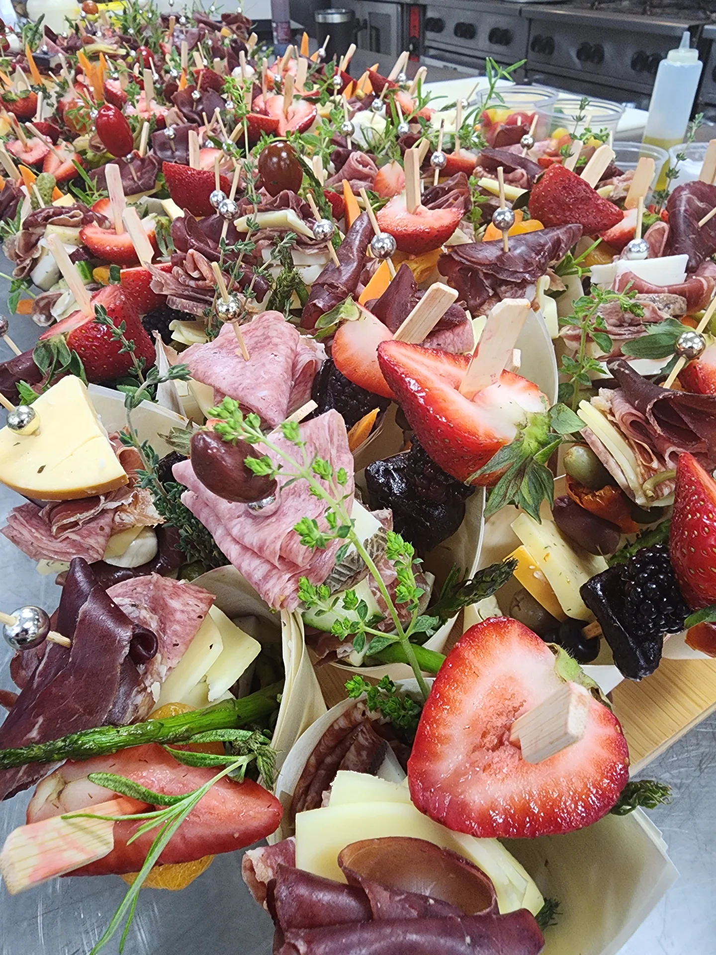 Canapes Inc. - CHICKEN NOODLE