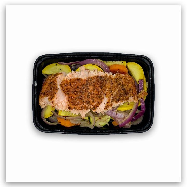 Large Roasted Vegetable & Salmon | Balanced Foods