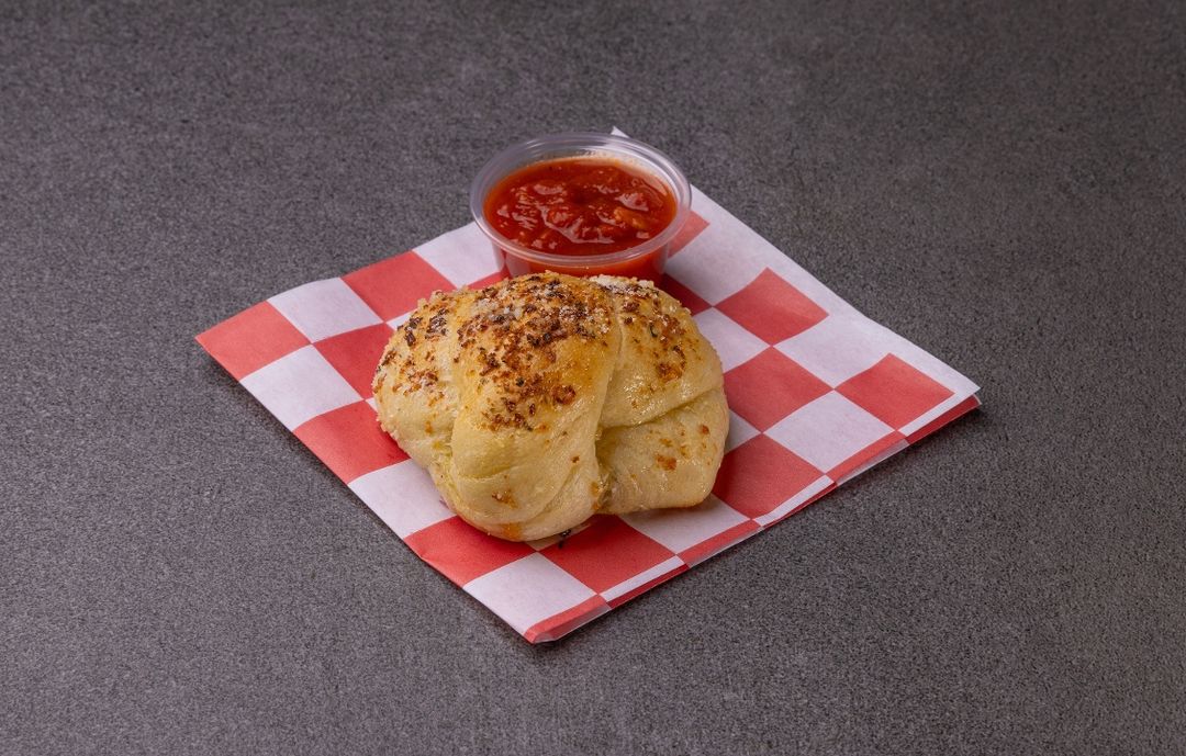 Halo DTLA - Halal All Beef Pepperoni Pie