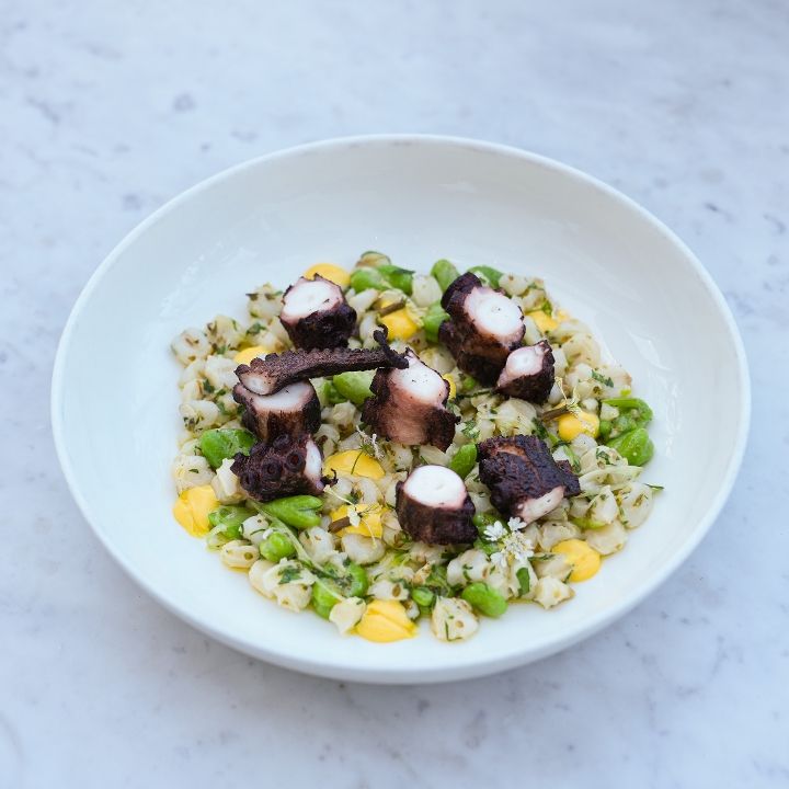 Beverly Hills - Evian Sparkling