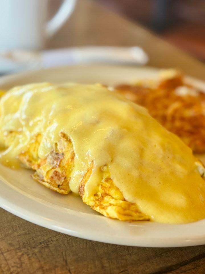 Bill's Café - The Alameda - Almond Joy 2