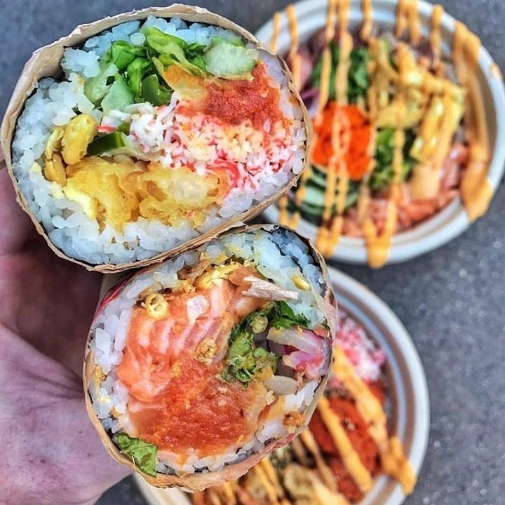 Linq - Hand roll Salmon* avocado