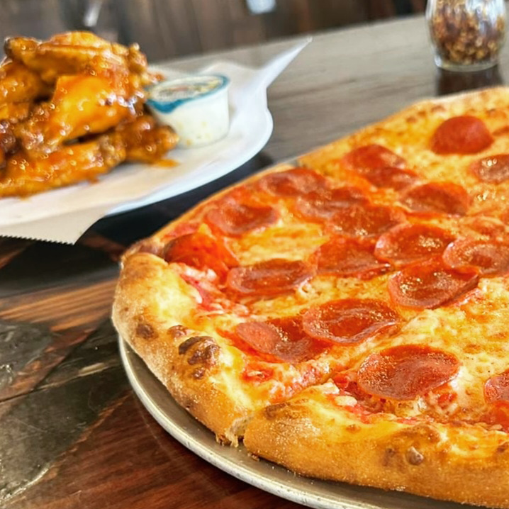 Brownsville - Large 14" Create Your Own Pizza