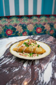 Le Petit Bleu - Irish Cream Crepe