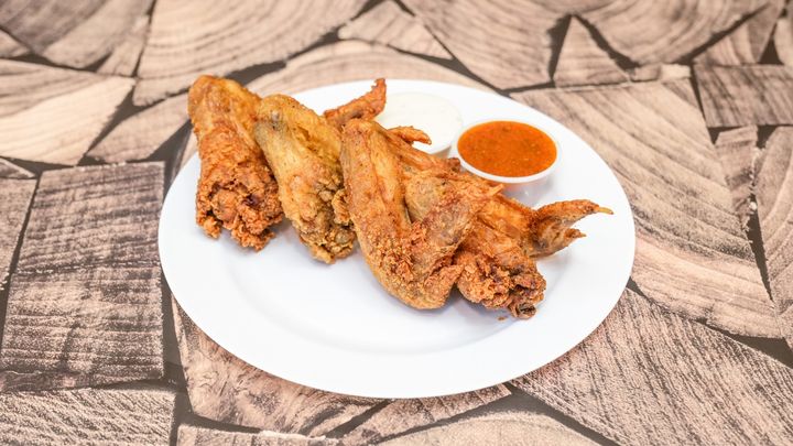 Rob's Kitchen - Whole Chicken Wings (4)
