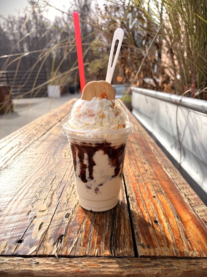 KoKyu - Shake - Girl Scout Cookie Trefoil - Candied Orange Chocolate Almond