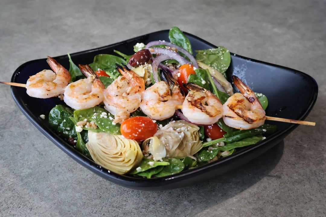 Downtown - 12" B.L.T. Pizza*