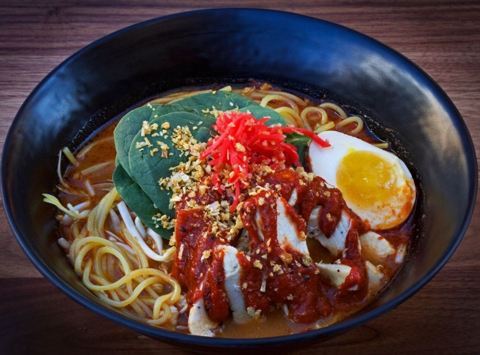 Menya #1 Menya 1 Noodle Bar - DIY Poke Bowl