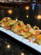TDLLO Ramen & Sushi - Spicy Salmon Crunch Roll