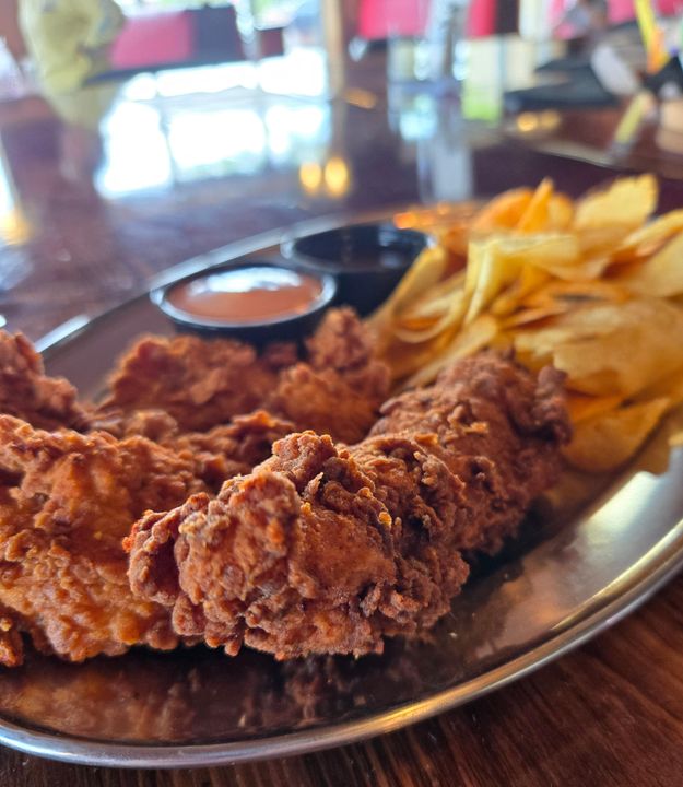 The Bellows Bistro 232 Pioneer Trail | Toast