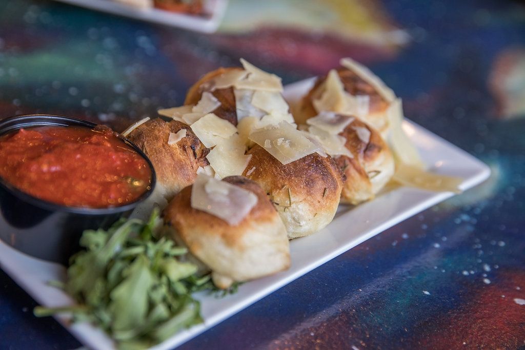 Flying Saucer Pizza Company - Kronk Sm